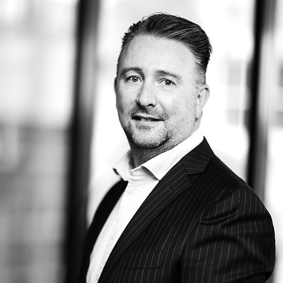 Bruce Sedgwick – TITANIUM